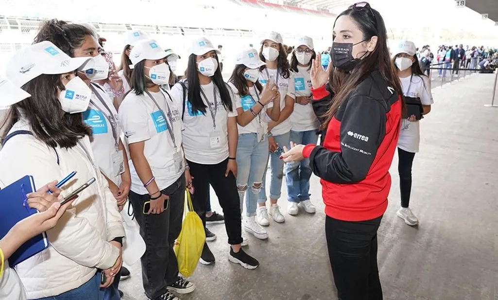 CBA realiza programa FIA Girls On Track na Fórmula E do Brasil | CBA ...